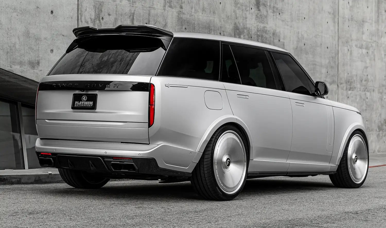 Kim Kardashian's Exclusive $306K Custom Range Rover by Urban Automotive ...